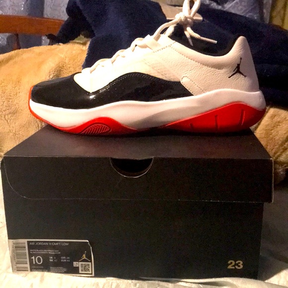 Jordan | Shoes | Air Jordan 1 It Comes With Both Shoes And The Box The ...
